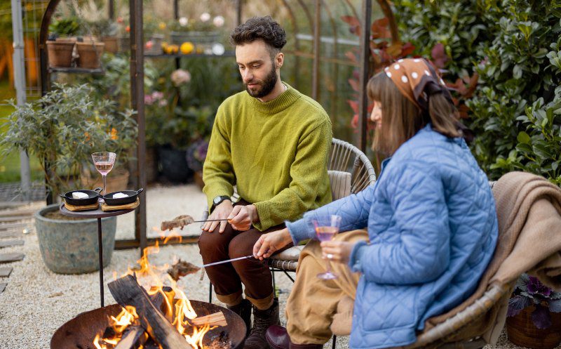 Das perfekte Outfit für die Grillparty im Herbst - Textilwaren Magazin